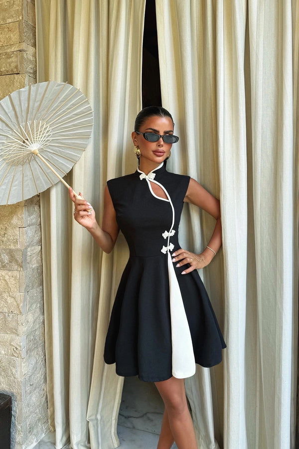 Two Tone Midi Dress – lookbook